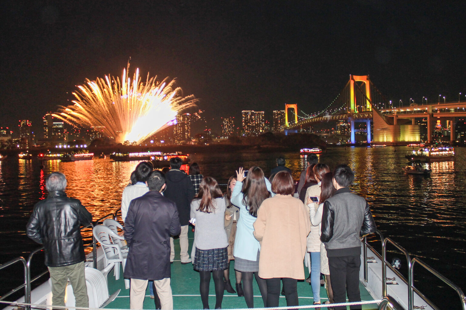 Fireworks Festival Cruise | Private Cruises in Tokyo Bay with ...